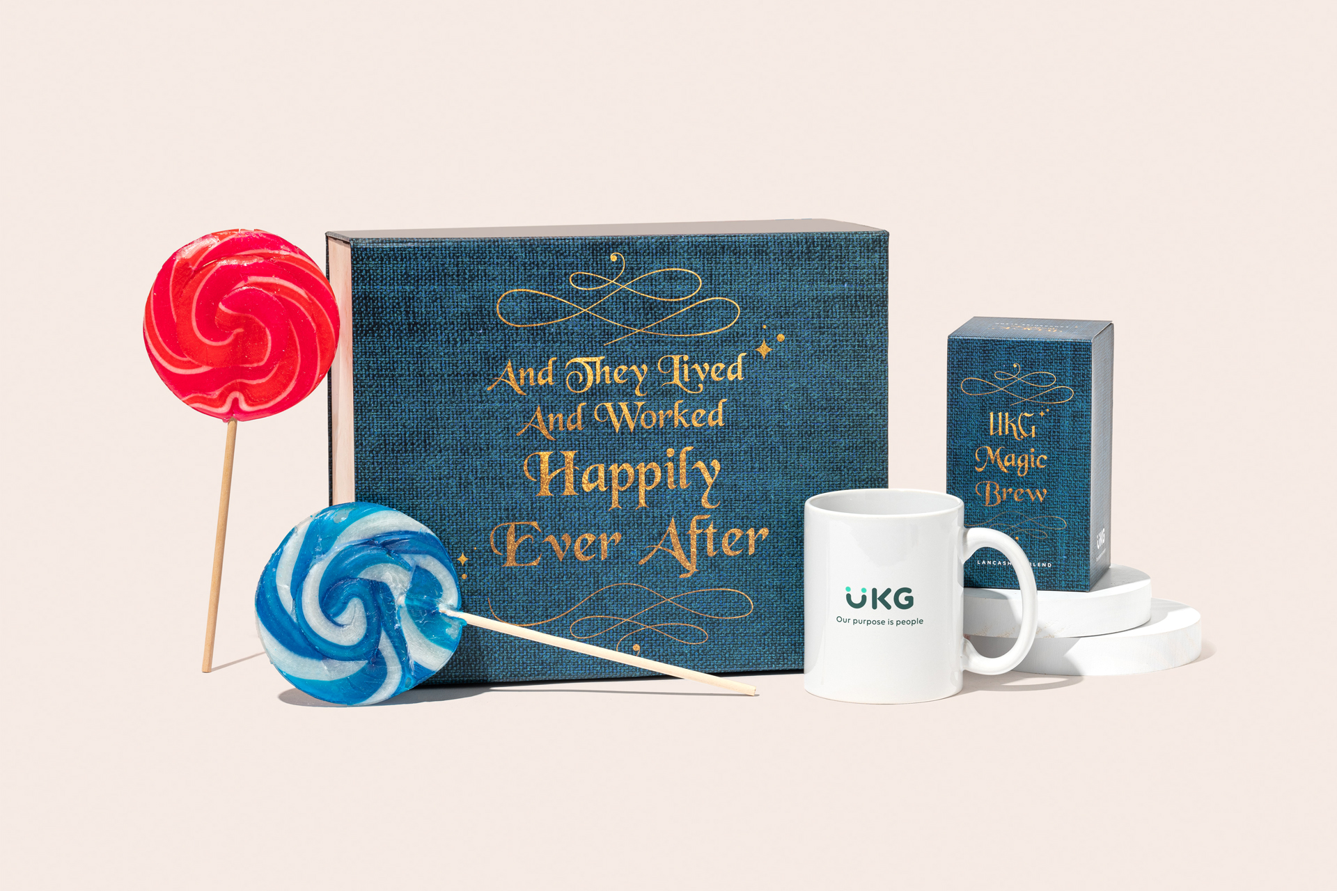 UKG Gift Box With Printed Foil Design | Bookblock | Custom Notebooks ...